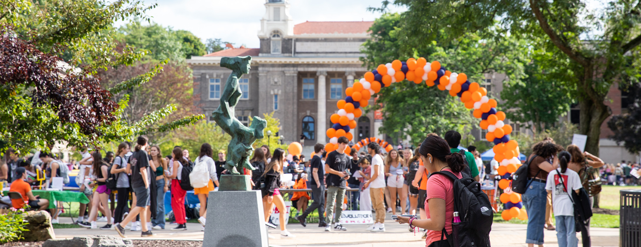 Involvement Fair - Student Engagement – Syracuse University